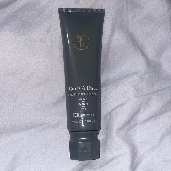 PTH by taraji | Hair | Pth By Taraji Curls 4 Days Moisture Rich Curl Cream | Poshmark